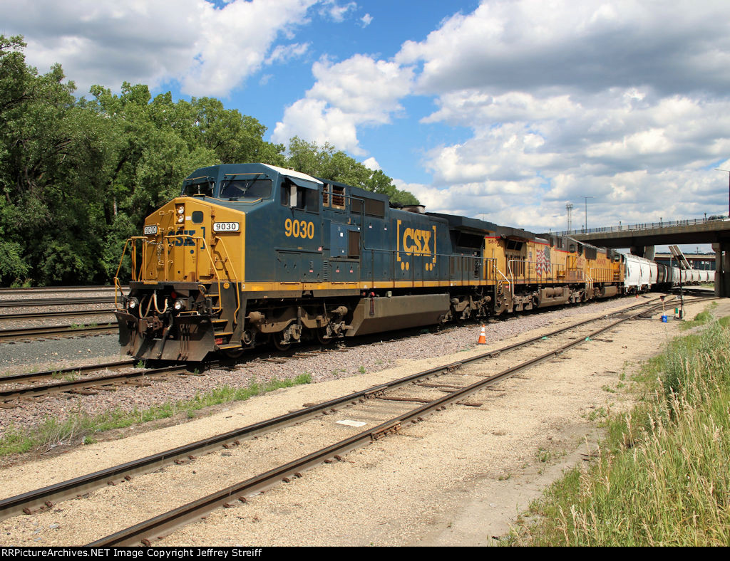 CSXT 9030